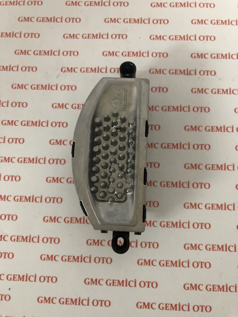 64117952061 BMW X2 KALORİFER FAN REGÜLATÖRÜ CZ246810-8390 - GMC GEMİCİ OTO