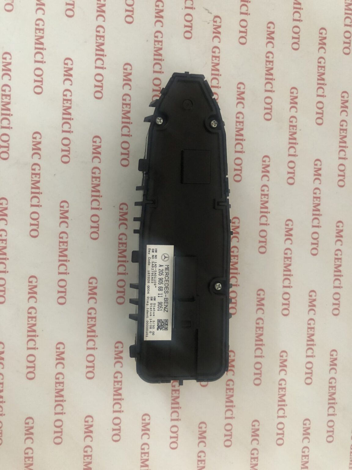 A2059056811 MERCEDES W205 C KASA GLC ÖN CAM DÜĞMESİ - GMC GEMİCİ OTO